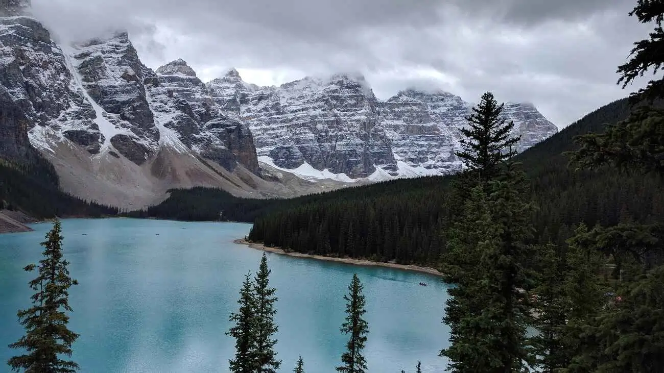 Interior vs Exterior Paint: What’s the Difference?